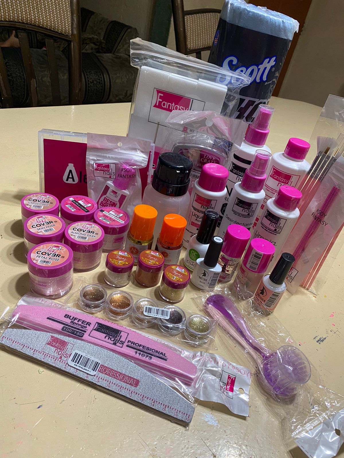 Tienda de productos para uñas - Alejandra Nail Shop